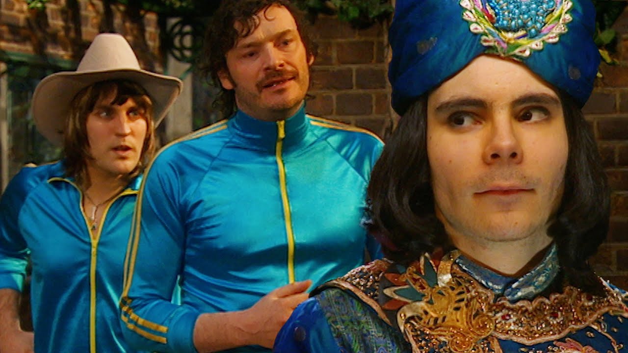 Meet the Freaky Zookeepers | The Mighty Boosh | Baby Cow - YouTube