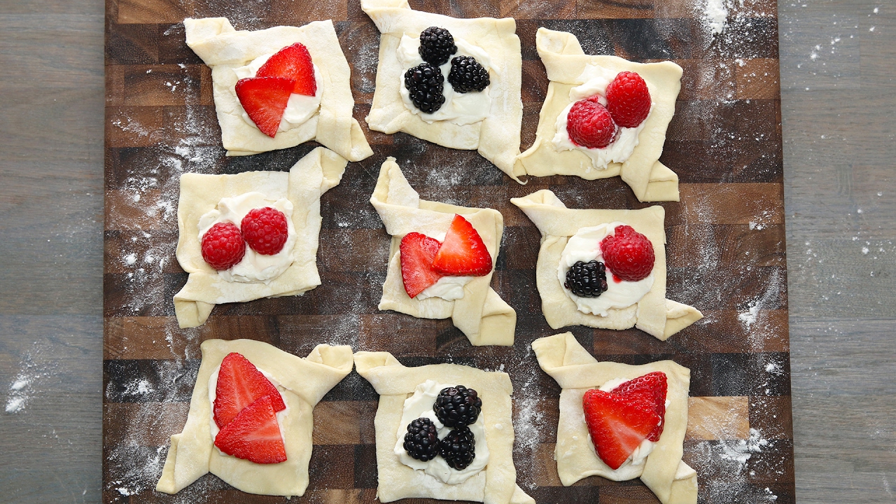 Fruit And Cream Cheese Breakfast Pastries - YouTube