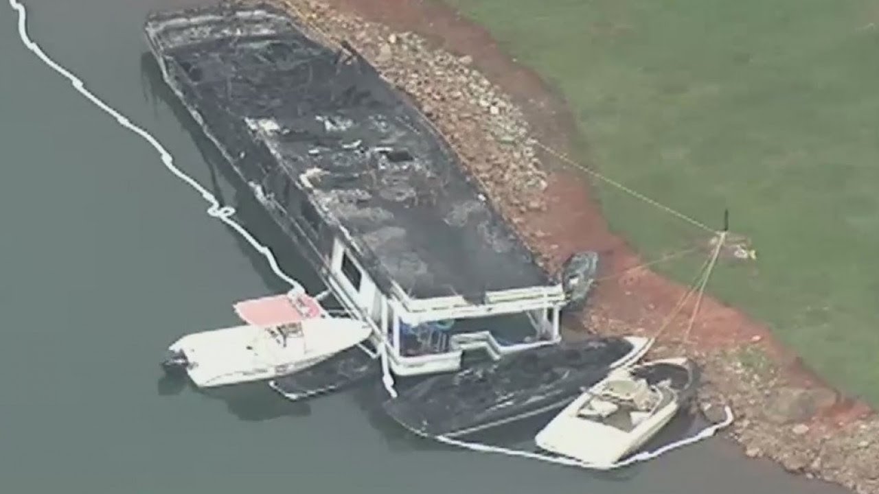Video of marina fire that caused $2 million in damages - YouTube