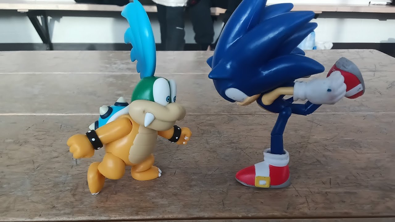 Sonic the hedgehog vs Larry koopa - YouTube
