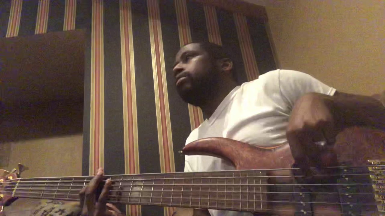 Mississippi Mass Choir God Is Keeping Me - YouTube