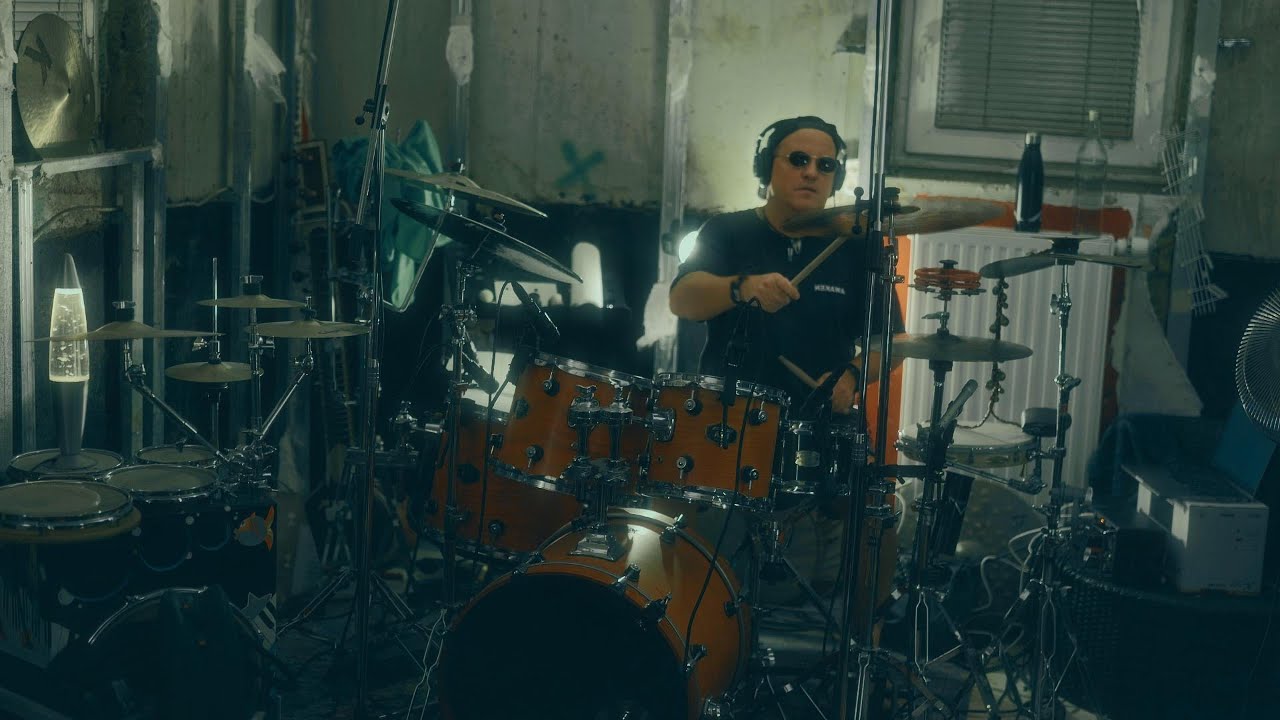 ROK GOLOB - Trampoline (DRUMS) - YouTube