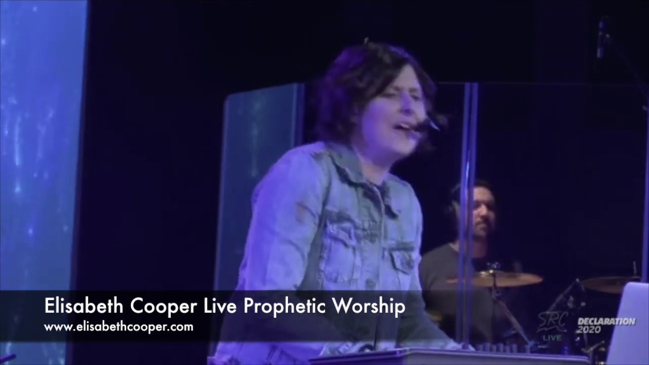 Elisabeth Cooper Live Prophetic Worship- Golden Grace - YouTube
