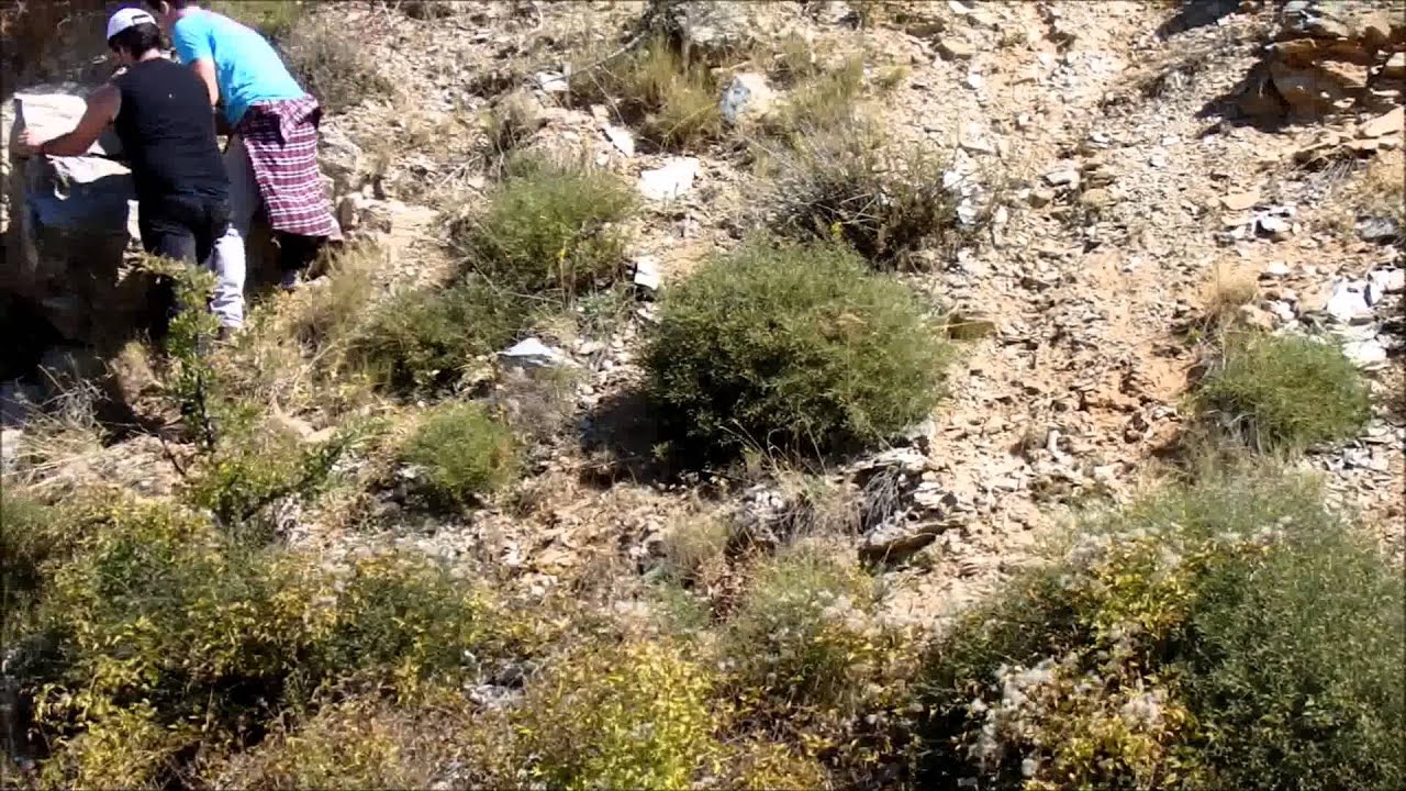 Phyllitic - Quartzite Series Lakonia - Petrology Time - YouTube