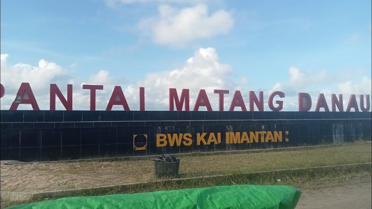 Jalan-jalan Sore ke Pantai Matang Danau, Sambas-Kalbar - YouTube