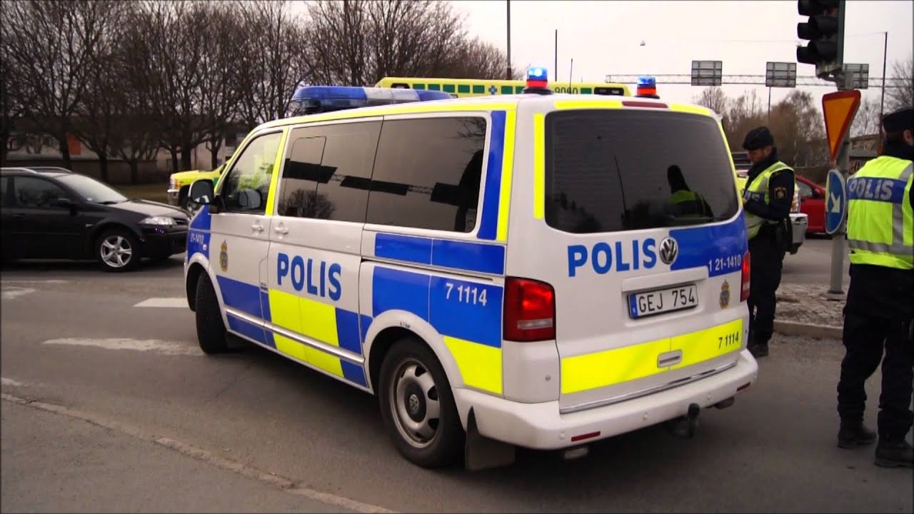 Polisbuss 7 1114 - YouTube