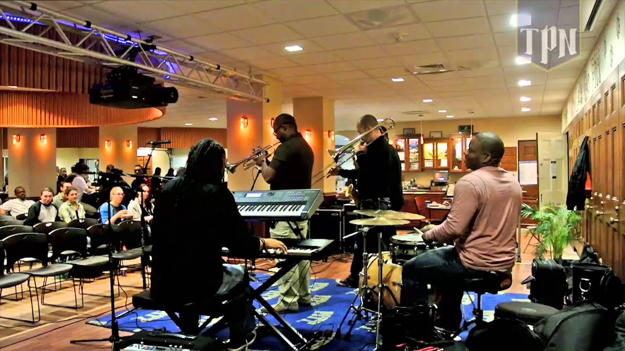 Artful Wednesday: Howie Alexander - YouTube