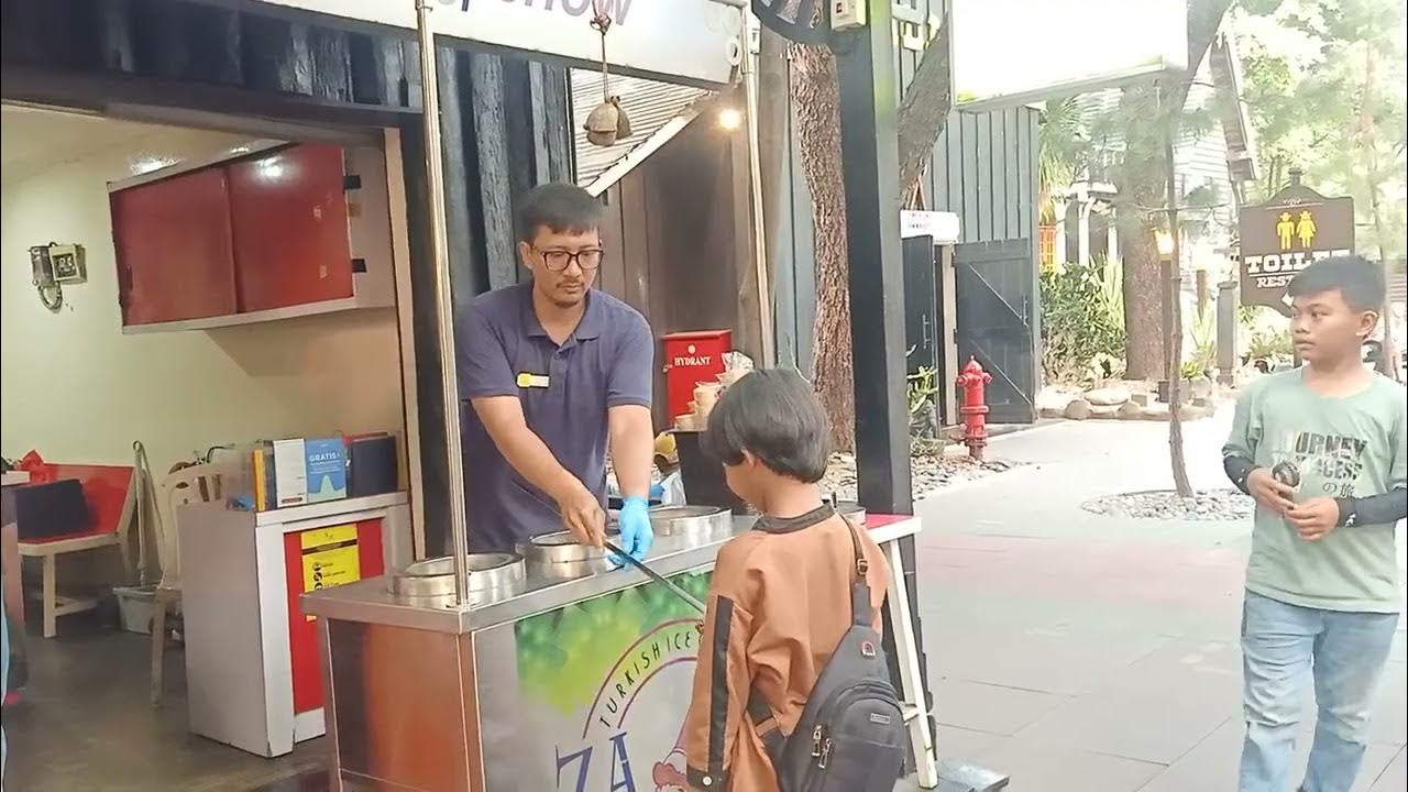 Serunya makan ice cream_Turkish Ice Cream - YouTube