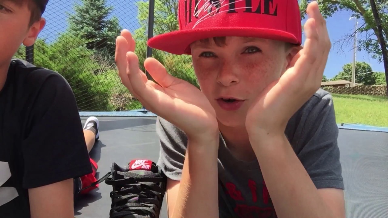 Air Jordan one ying yang black review - YouTube