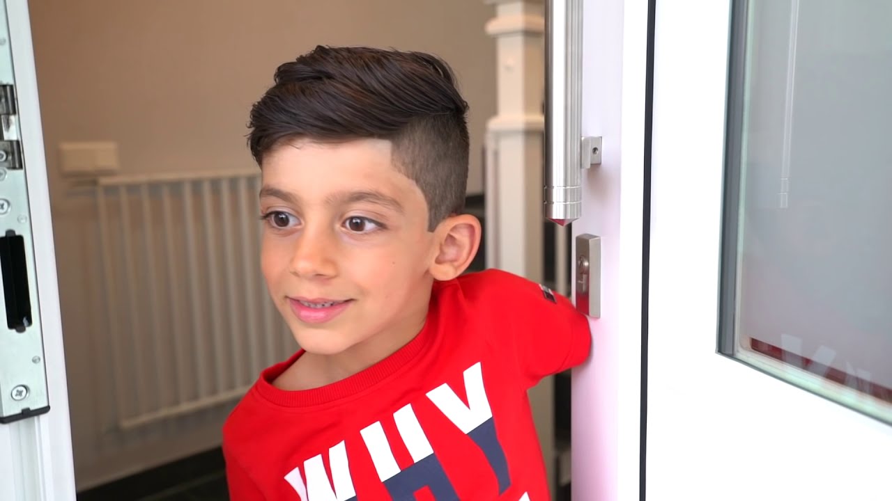 Jason orders Food for Delivery after healthy fruit salad, Funny Pretend ...