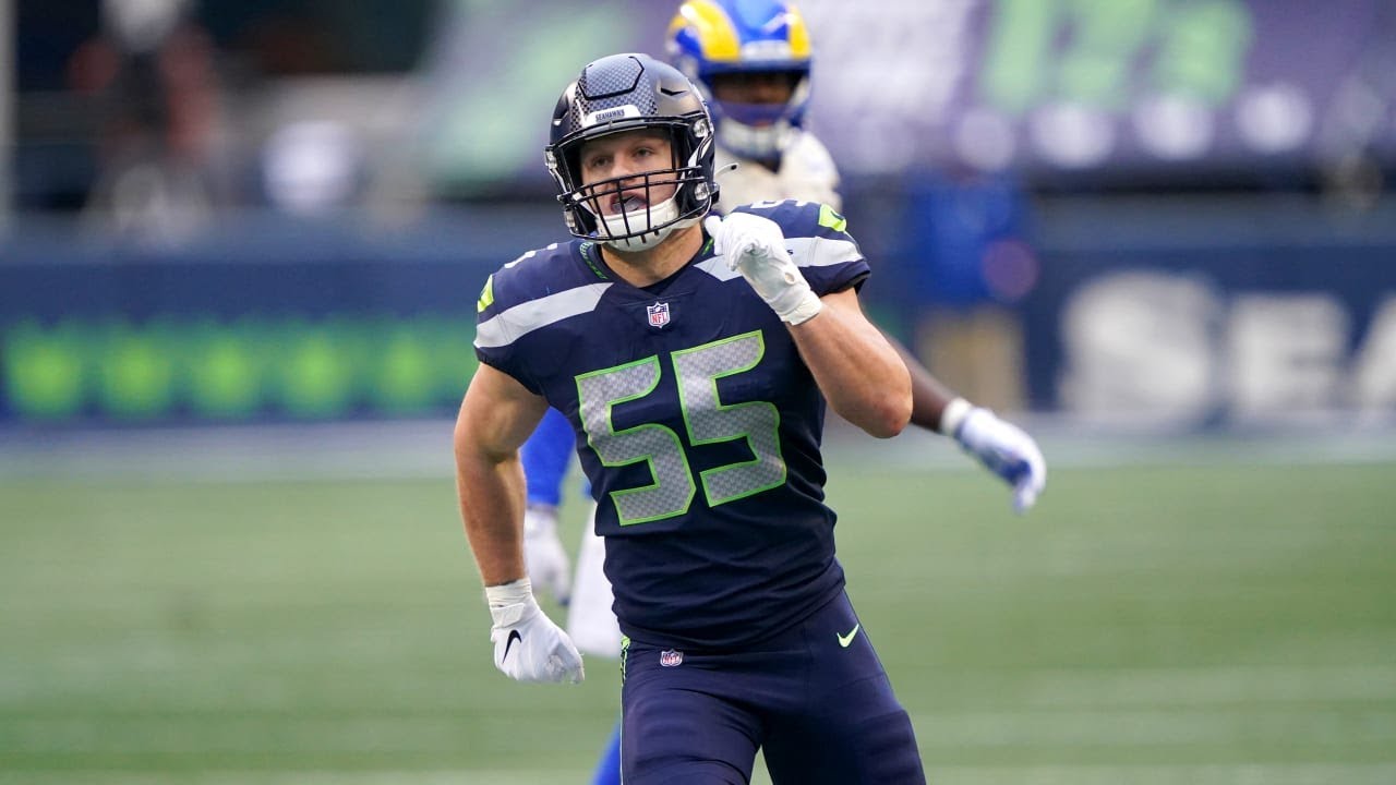 Seattle Seahawks bring back LB Ben Burr-Kirven - YouTube