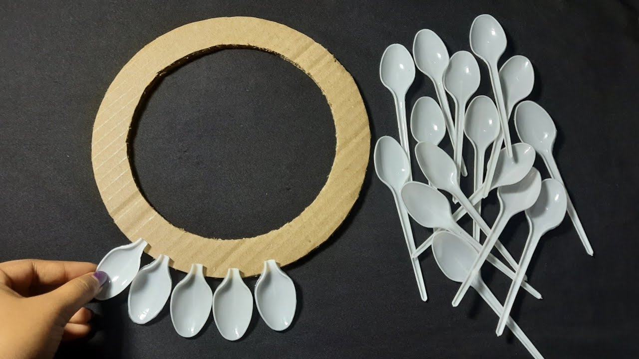 4 Easy And Unique Wall Decor Ideas | Best Out Of Waste Plastic Spoons ...