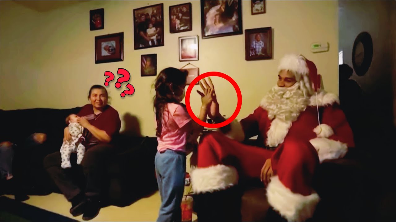 Victor Wembanyama being the TALLEST SANTA on Earth for 60 seconds ...