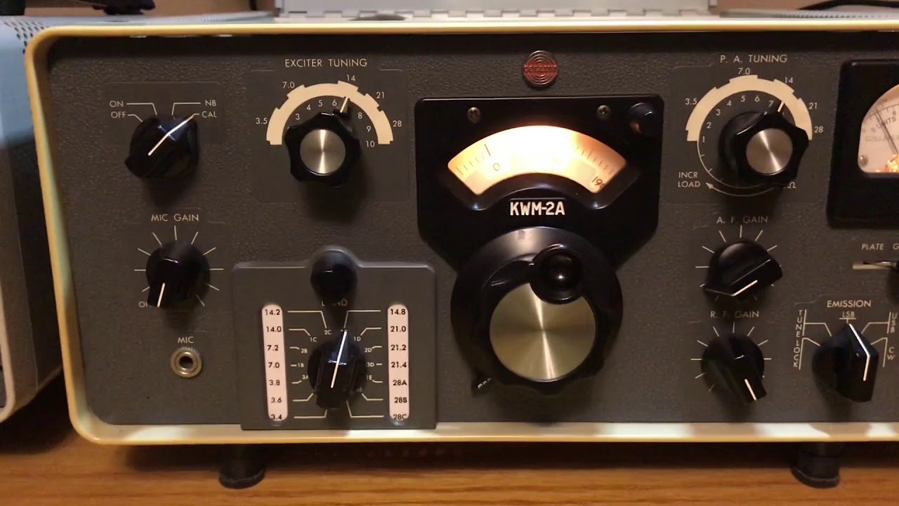 KWM-2A Zero Beat to 15MHZ WWV and C76 Calibration - YouTube
