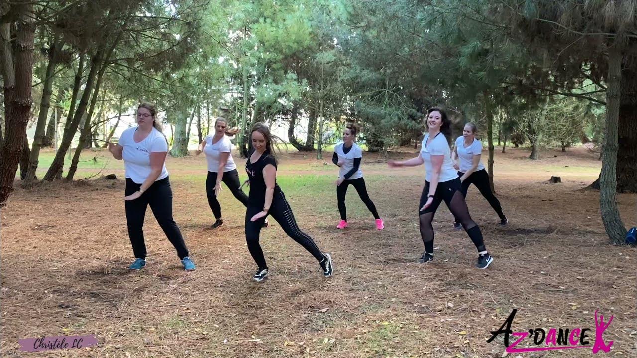 Zumba - Juan Magan, Mala Rodriguez - Usted / AZ'Dance - YouTube