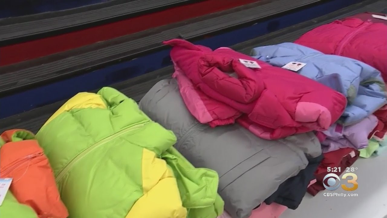 Operation Warm: New Coats For Kids Makes Stop At Elementary School In ...