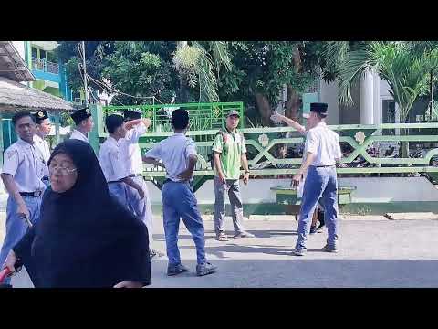 Bakti sosial Sma Ma'arif Darul Ulum Brondong
