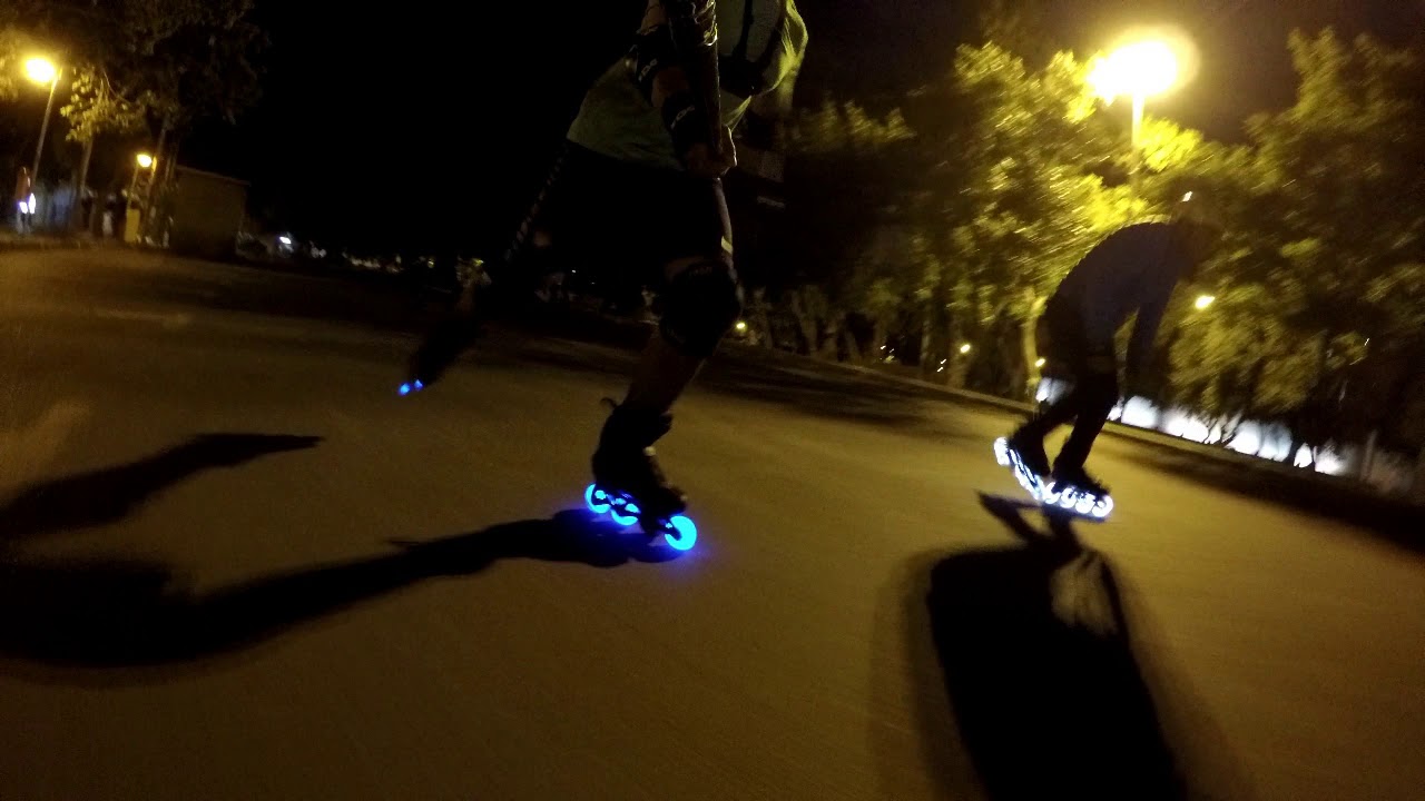 ROLLER - RUEDAS LUMINOSAS - YouTube