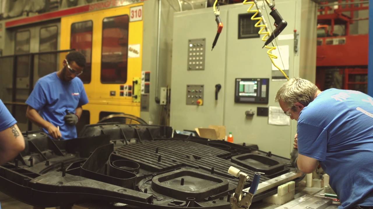 Imperial Plastics - Injection Molding - YouTube