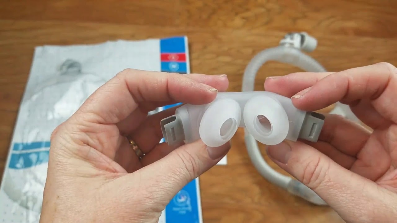 The new P30i nasal cpap mask from Resmed up close - YouTube