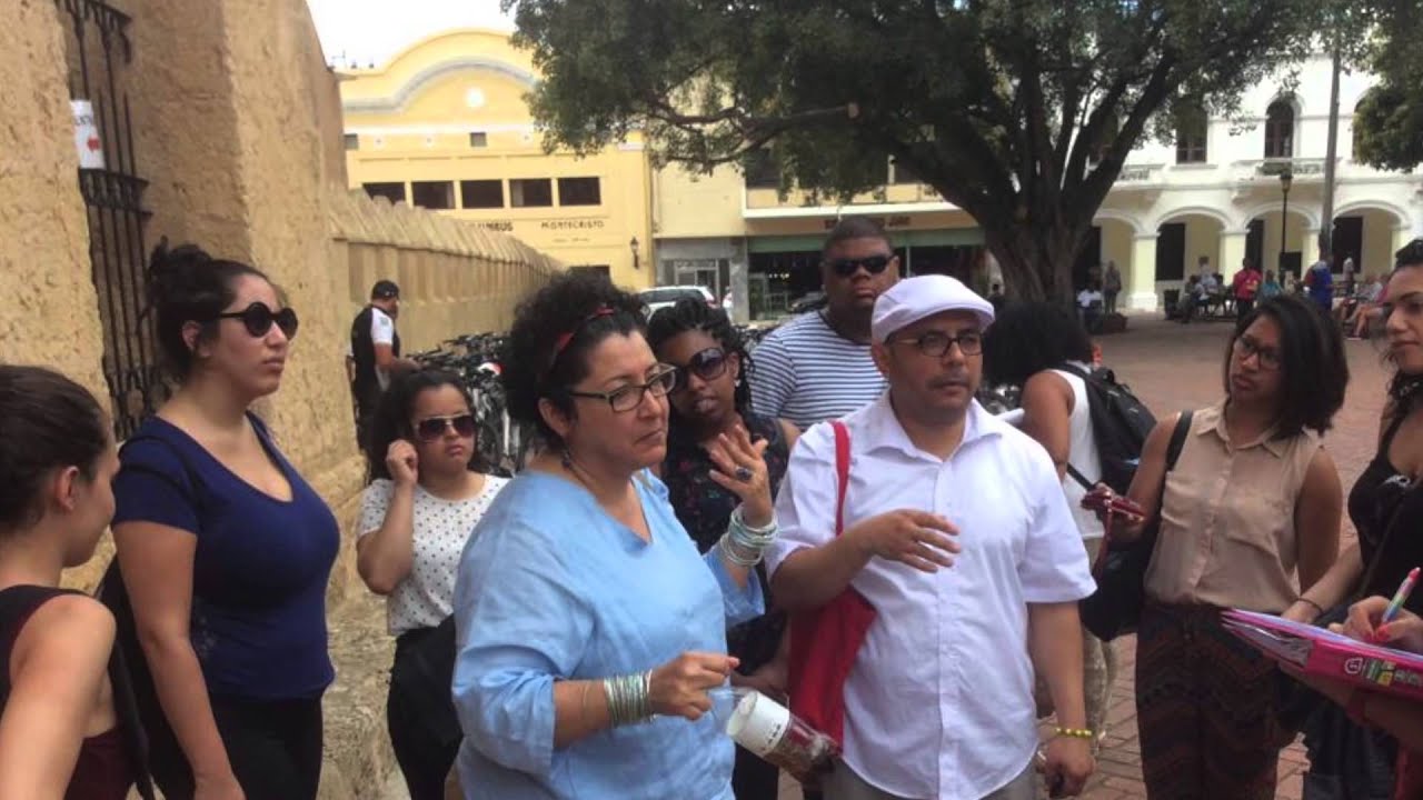 Alternative Spring Break DR 2015 - YouTube