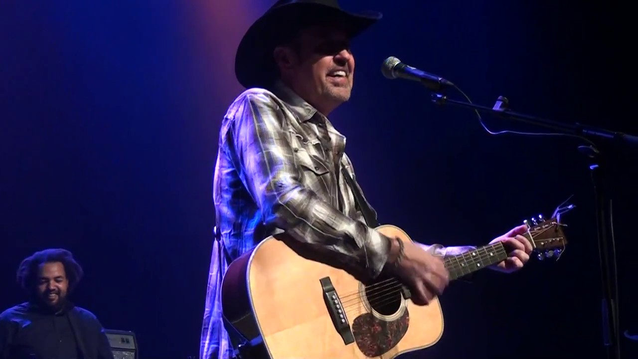 Billy Yates & Jambalaya Band - I Don’t Need Your Rockin’ Chair - YouTube