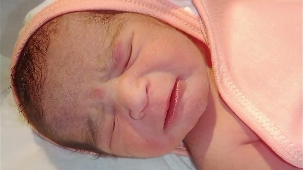 Newborn baby first cry after birth delivery 🤣 || Looking so beautiful baby 🥰💯 #cute - YouTube