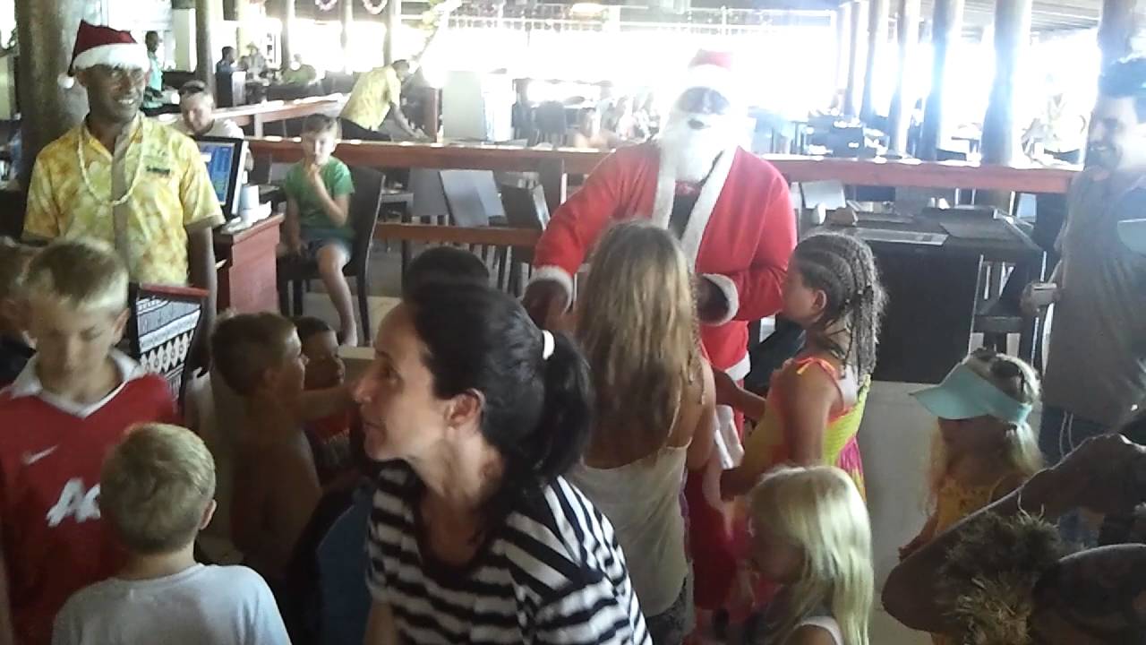 Santa Claus in Fiji - YouTube
