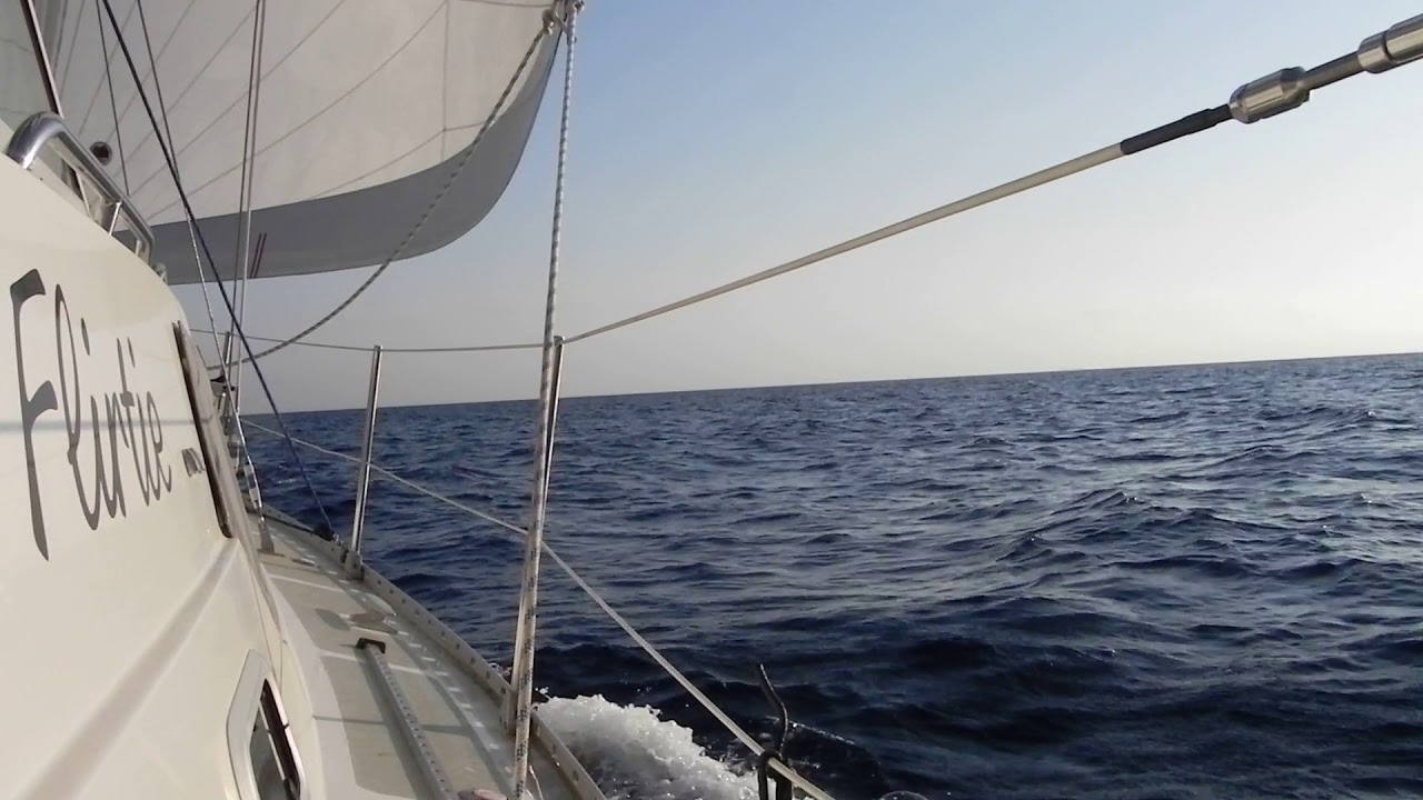 Yacht Flirtie sailing - YouTube