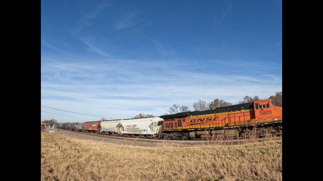 Eastbound BNSF 8326/5679/5805, Mixed Freight Train, "Cherokee Sub" Tulsa, OK, 11-16-2021, GoPro ...