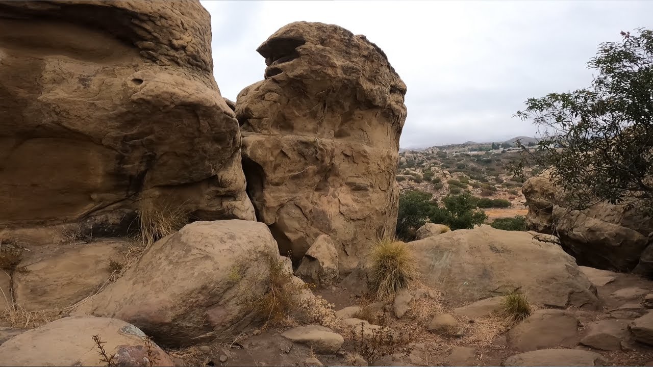 Stoney Point Northern Trail, Chatsworth, Ca. 91311 - YouTube