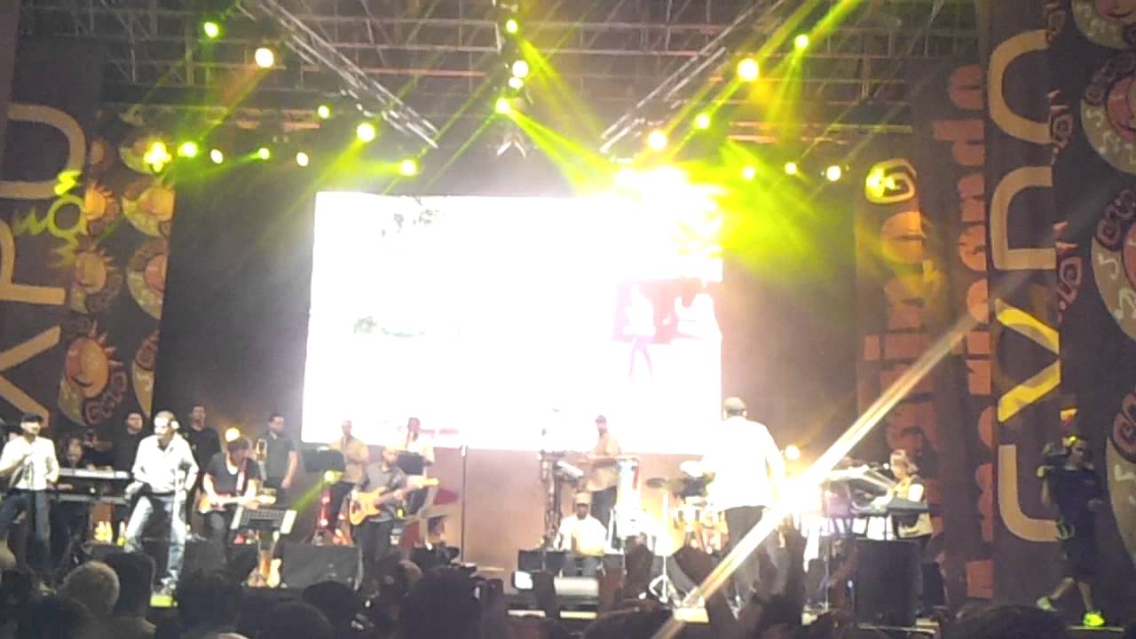 Juan Luis Guerra - El niagara en bicicleta LATINOAMERICANDO MILANO 2012 ...