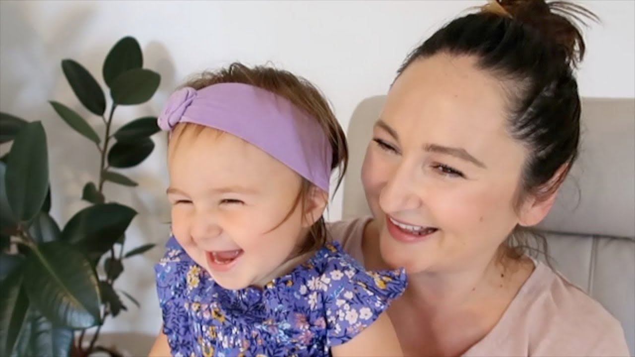 Baby Salome, 1 an si 4 luni ! - YouTube