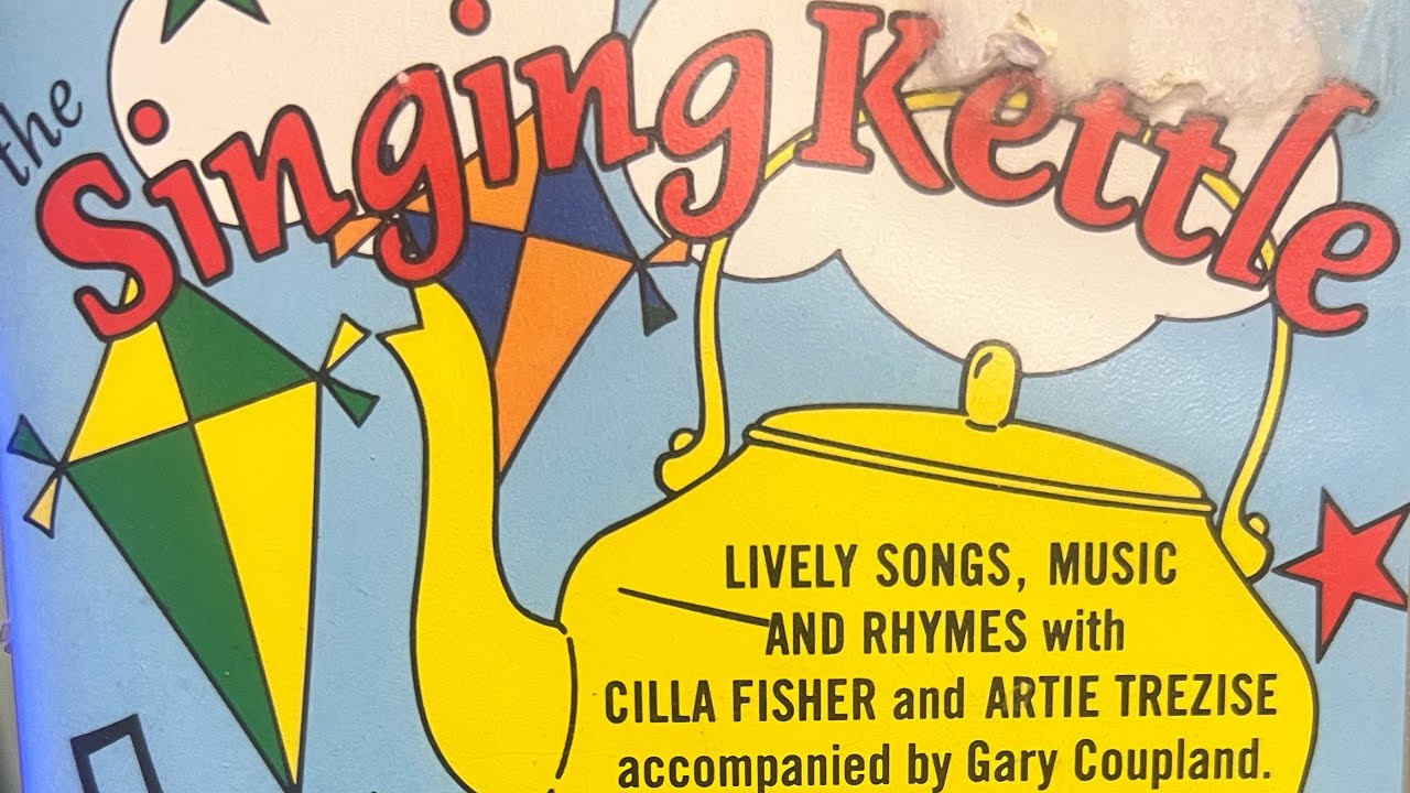 Opening to The Singing Kettle (1990) - YouTube