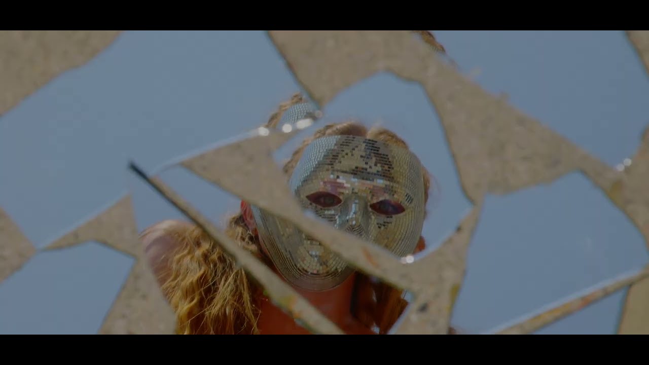 YEYEY - Teeth Don't Bite (Official Music Video) - YouTube