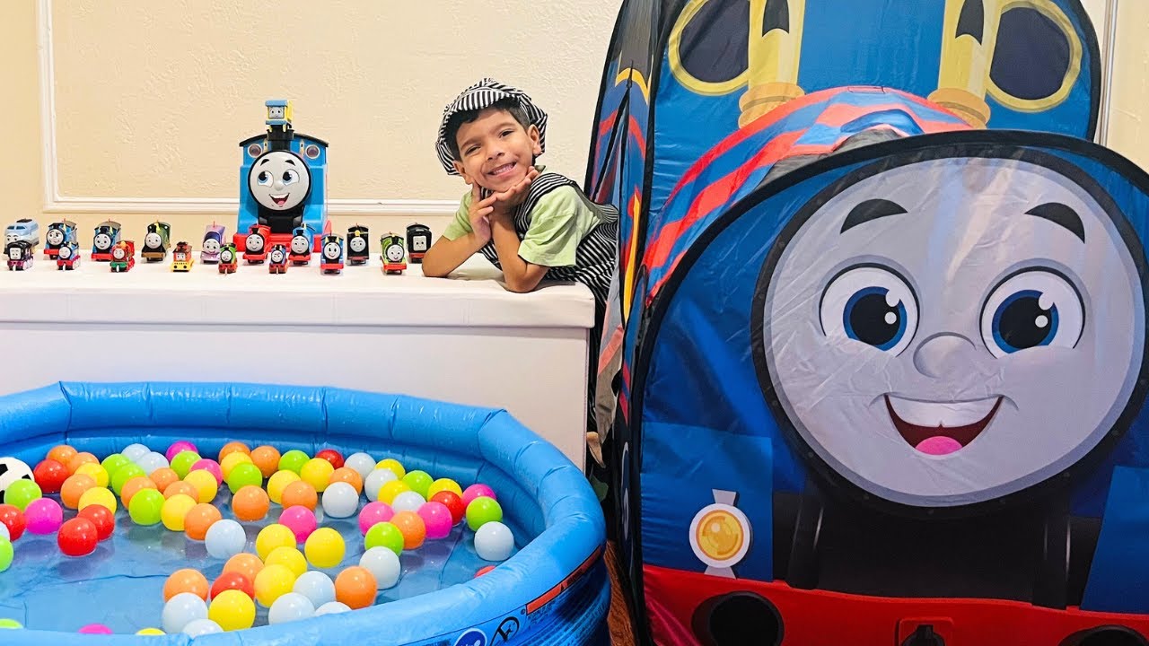 Thomas And Friends, Thomas the train and friends, Toy Train Track - YouTube