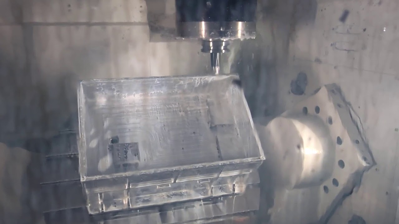 MAZAK VARIAXIS I800 5-AXIS VMC - FOR SALE - 631-586-5252 - YouTube