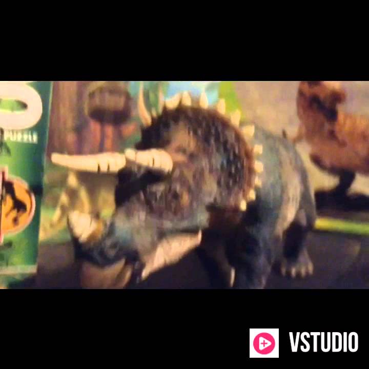 The lost world male triceratops repaint - YouTube