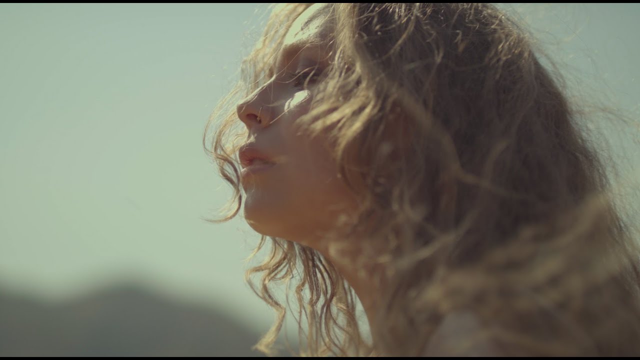 'Feeling' Official Music Video- Christine Noel, Ariza - YouTube