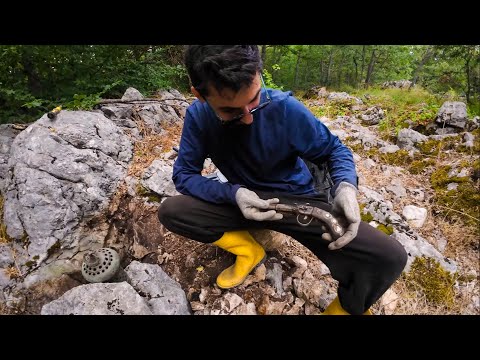 Eşkiya Kasasını Açınca İçinden Eşkıya in Kalbi Çıktı 