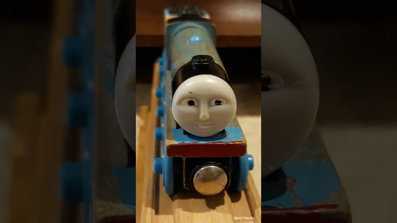 Gordon takes a tumble - Alec Baldwin remake - YouTube