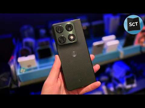 This is Promising... Moto Razr Fold Unboxing and First Impressions