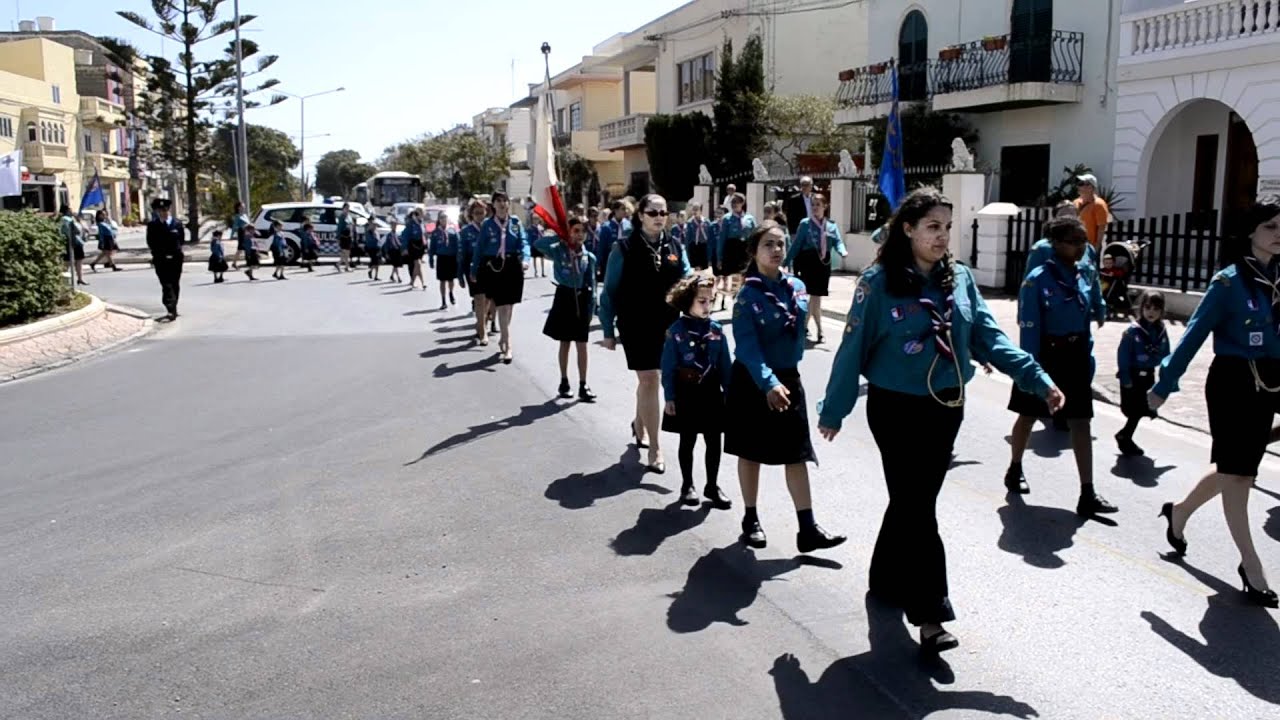 Mosta scouts- Girl guides 40 yrs parade - YouTube