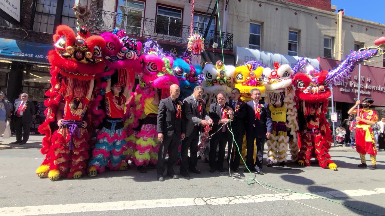 firecrackers and lion dance performance 2023 chinatown san francisco ...