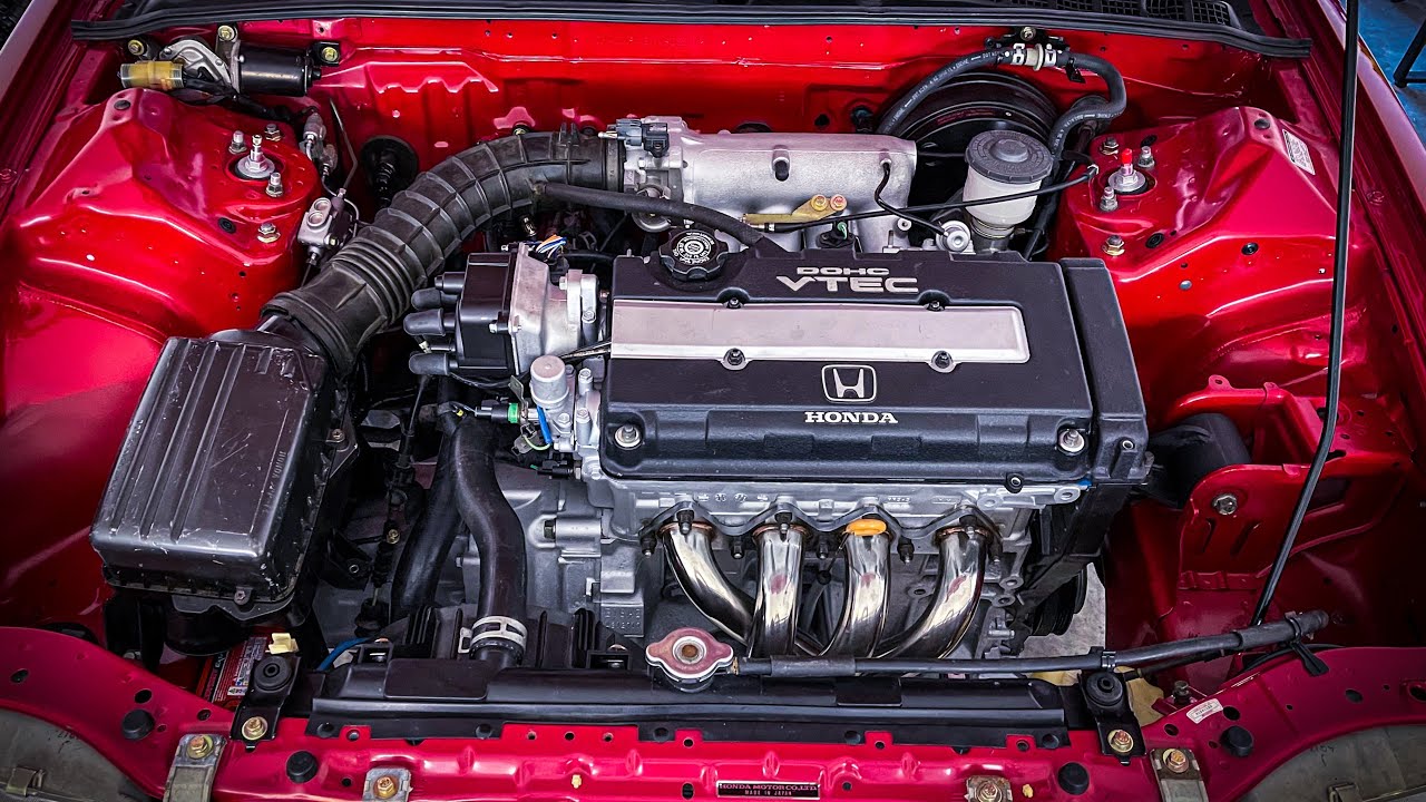 B16 SWAP IN DA INTEGRA! - YouTube