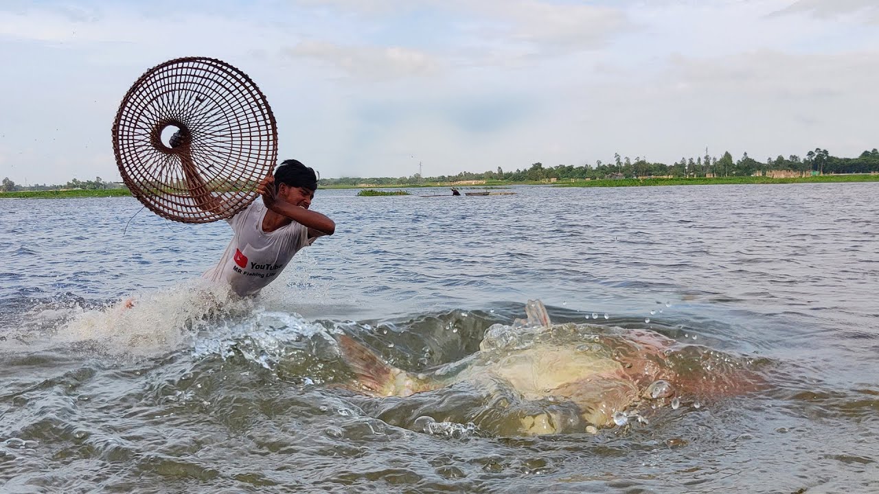 Best polo fishing video || Traditional polo fishing video in village ...