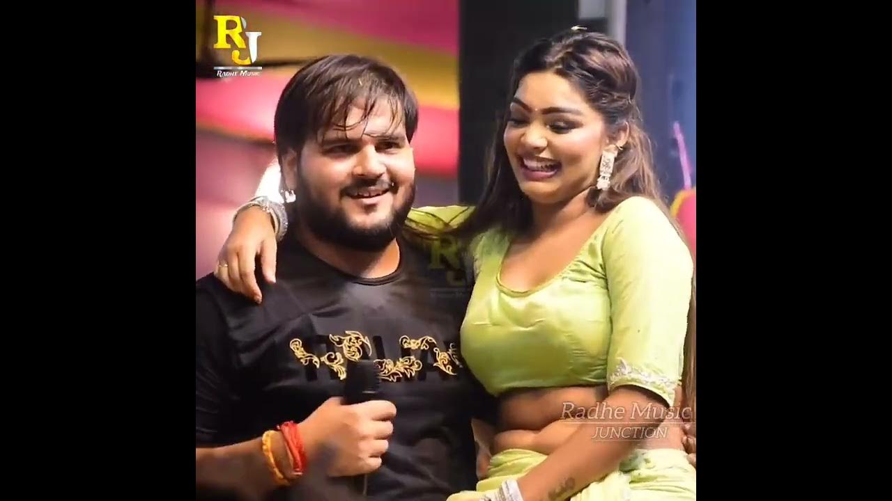 Arvind Akela kallu aur Priti Paswan ka romantic stage show program - YouTube