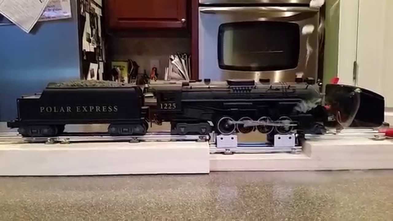 O Gauge Stationary Test Track - YouTube