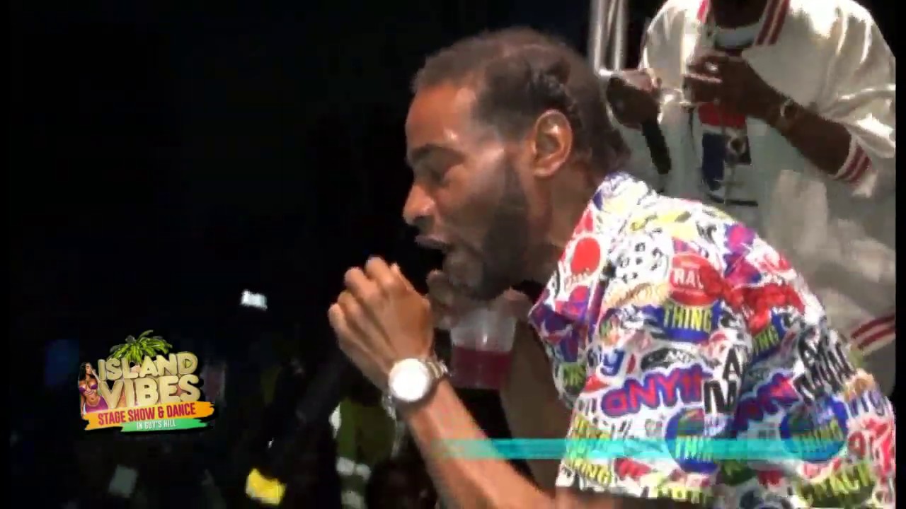 Island Vibes Stage Show Danny English & Egg Nog Performance @ Hay City ...