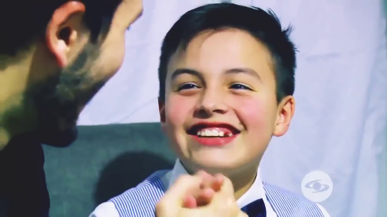 El primer Concierto de Juanse Laverde con un mega público. - YouTube